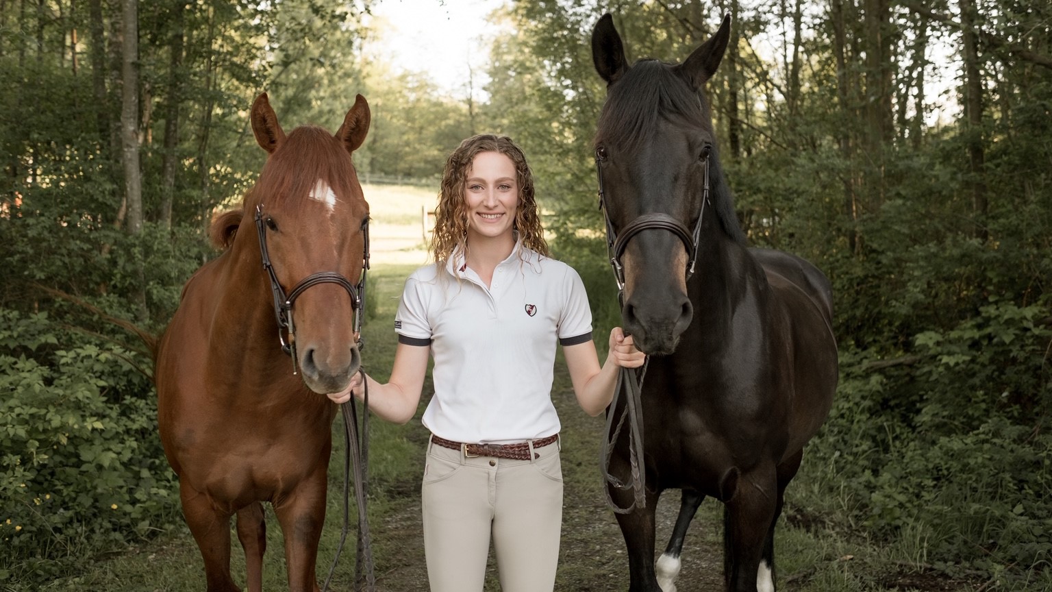 Lhanze Kohr - Jumping into the Horse Business - Equestrian Lifestyle ...